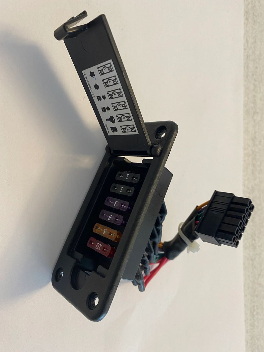 Pride Colt Deluxe Fuse Box